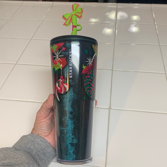 Starbucks | Dining | 24oz Venti Starbucks Holiday 223 Green Festive ...